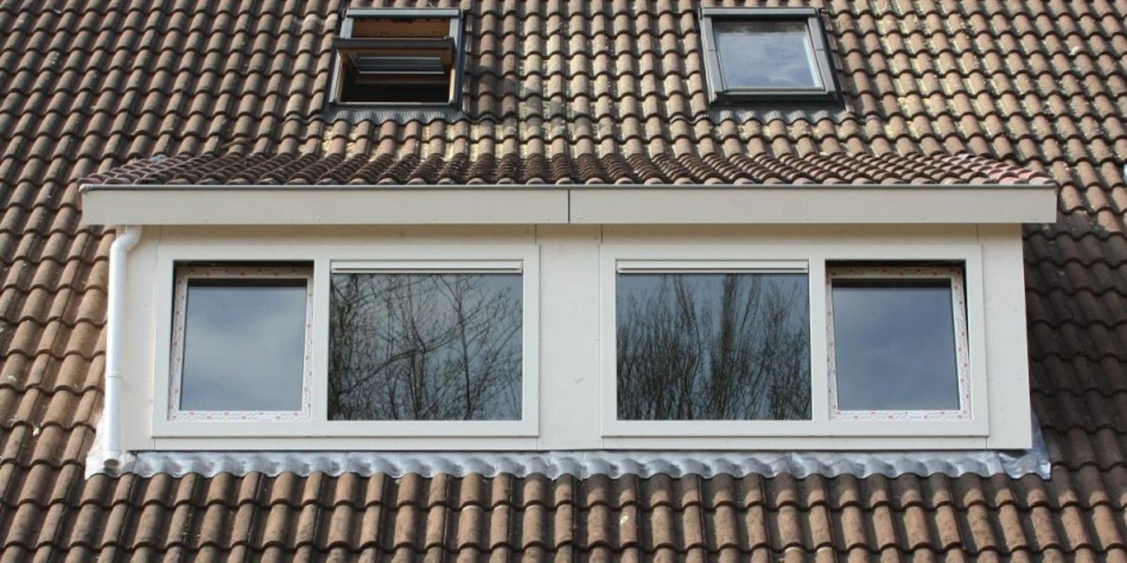 Dakkapel schuin dak / dakpannen | Prijzen & info | Slimster