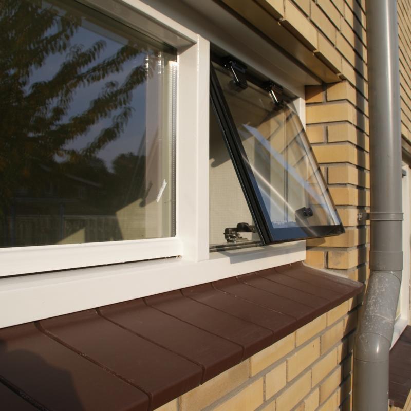 Uitzetraam laten plaatsen? | Vergelijk gratis offertes | Slimster