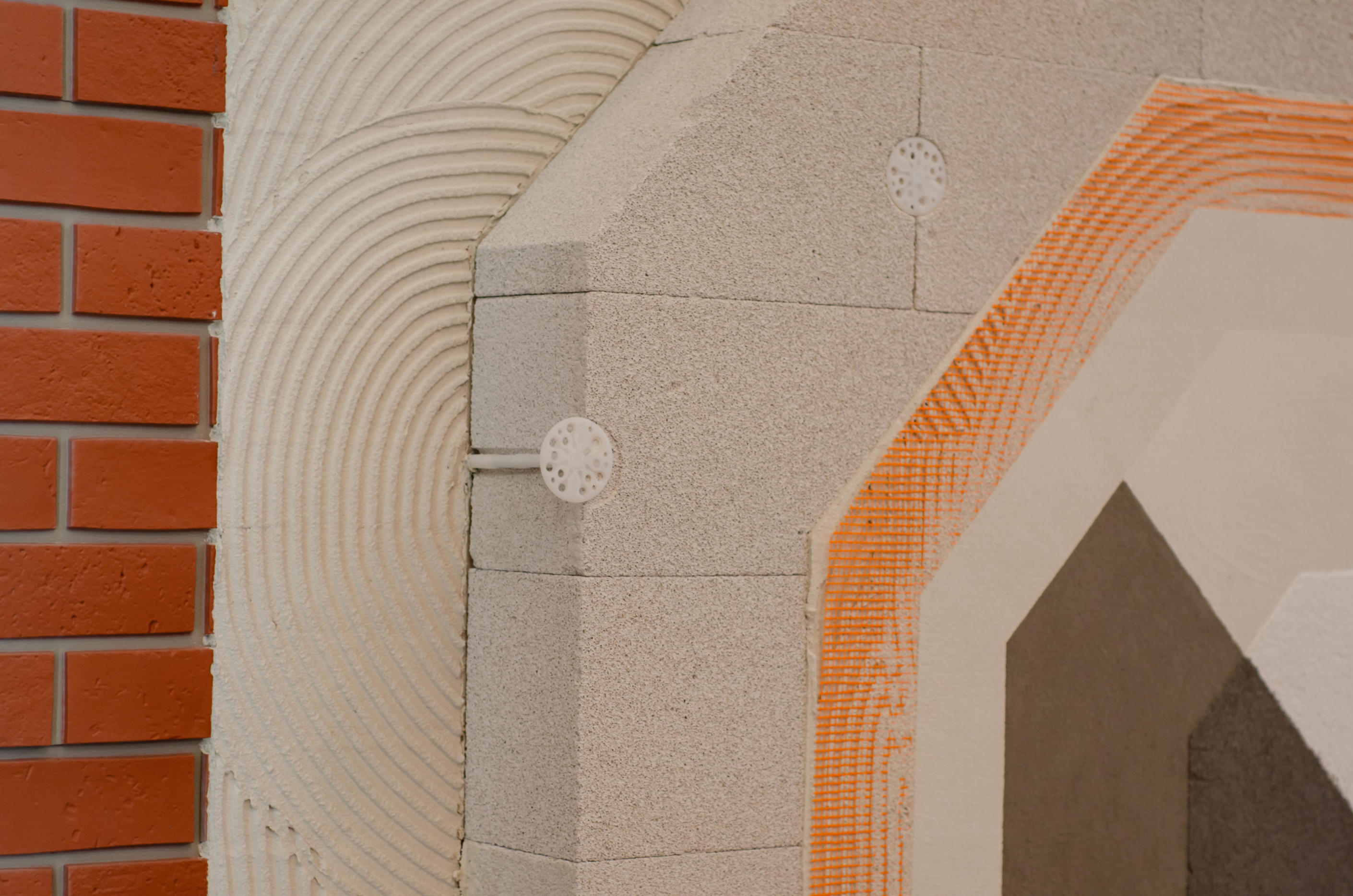 Gevelisolatie kosten? Prijzen buitenkant gevel isoleren - Slimster